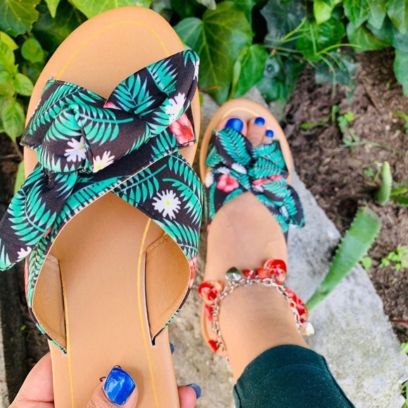 Qupid | Shoes | Womens 2 Stripped Tropical Designed Sandals | Poshmark